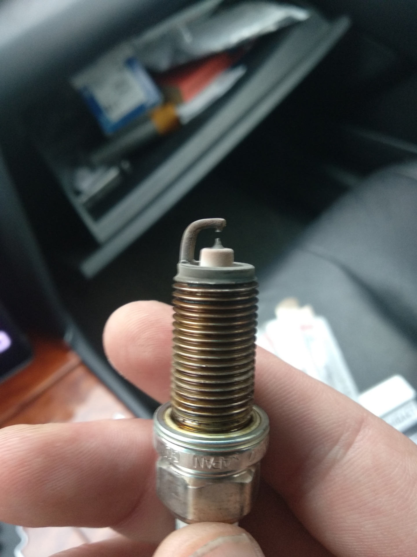 Замена свечей + чистка дросселя. — Toyota Camry (XV40), 3,5 л, 2010 ...