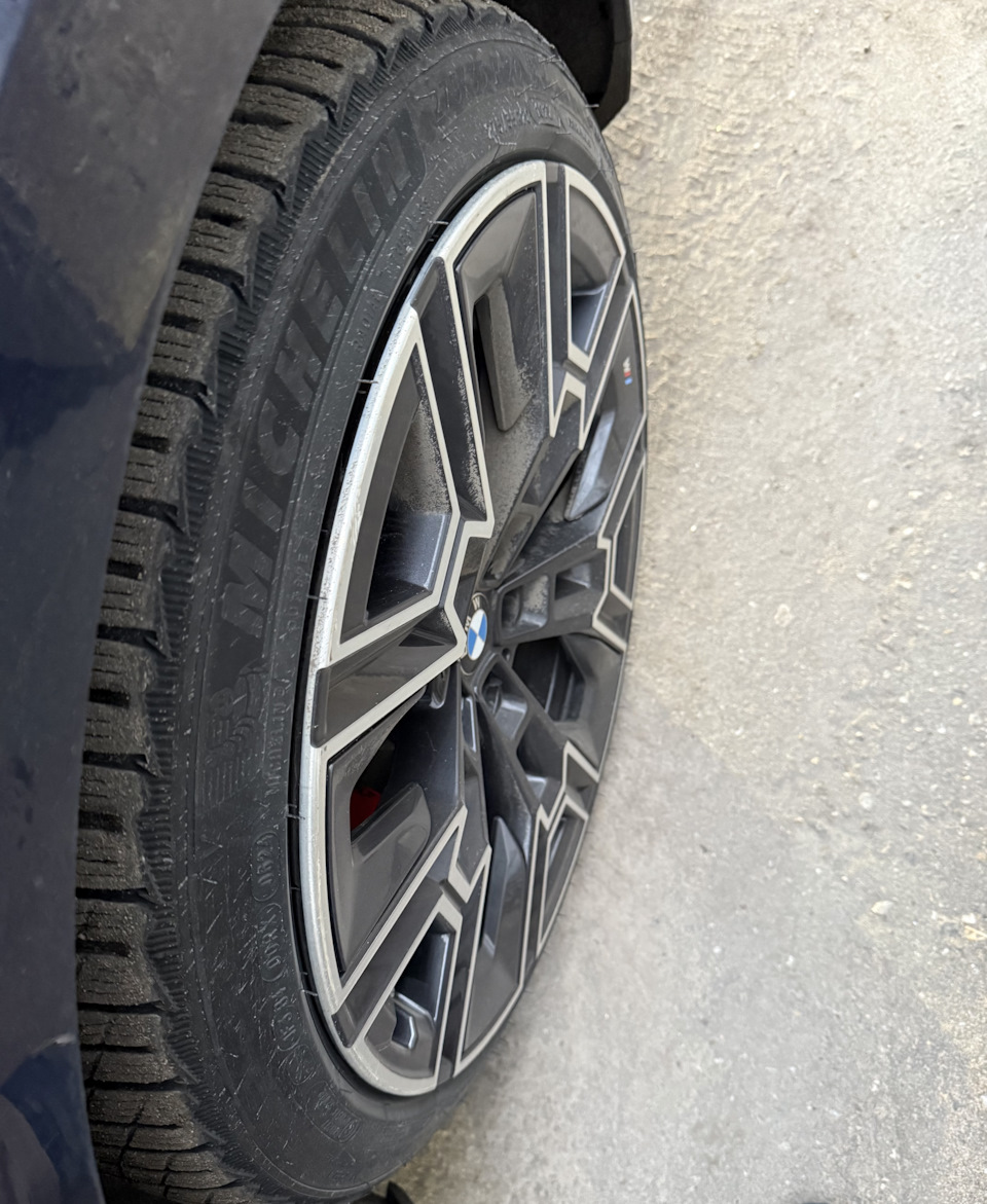 Смена колес — BMW 5 series (G60), 2023 года | шины | DRIVE2