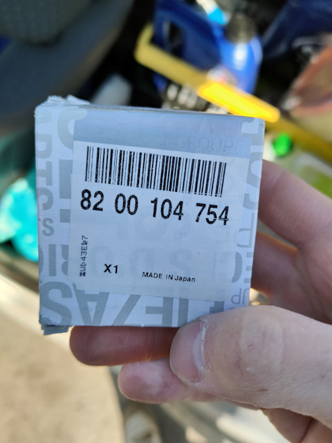 8200104754 Ролик обводной ремня доп оборуд(плас, мет RENAULT | Запчасти ...