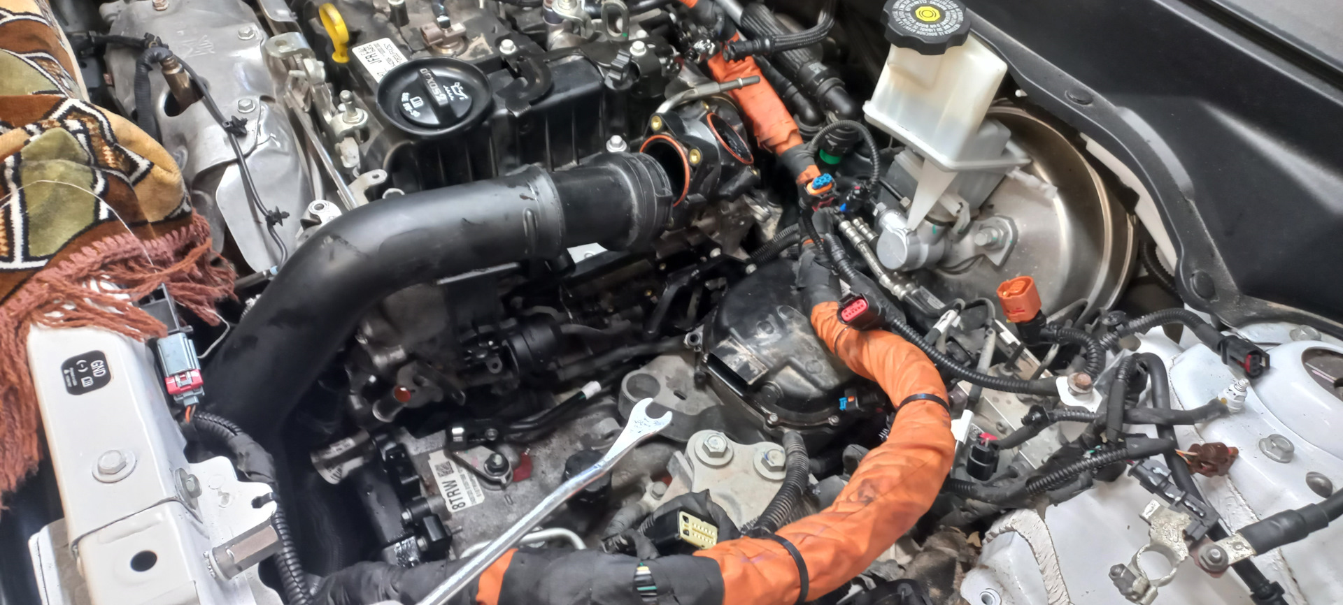 Замена натяжителя цепи Двигатель 1 6дизель Gmc Terrein — Gmc Terrain 2g 1 6 л 2018 года