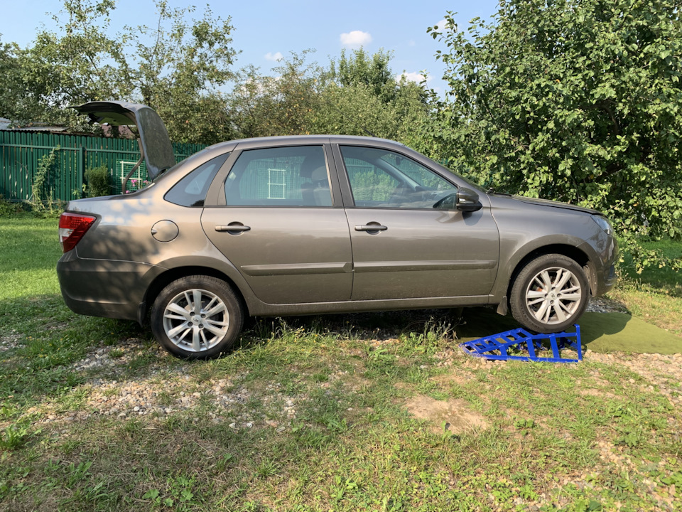 Подискутируем про крышку багажника — Lada Гранта (2G) FL, 1,6 л, 2020 ...