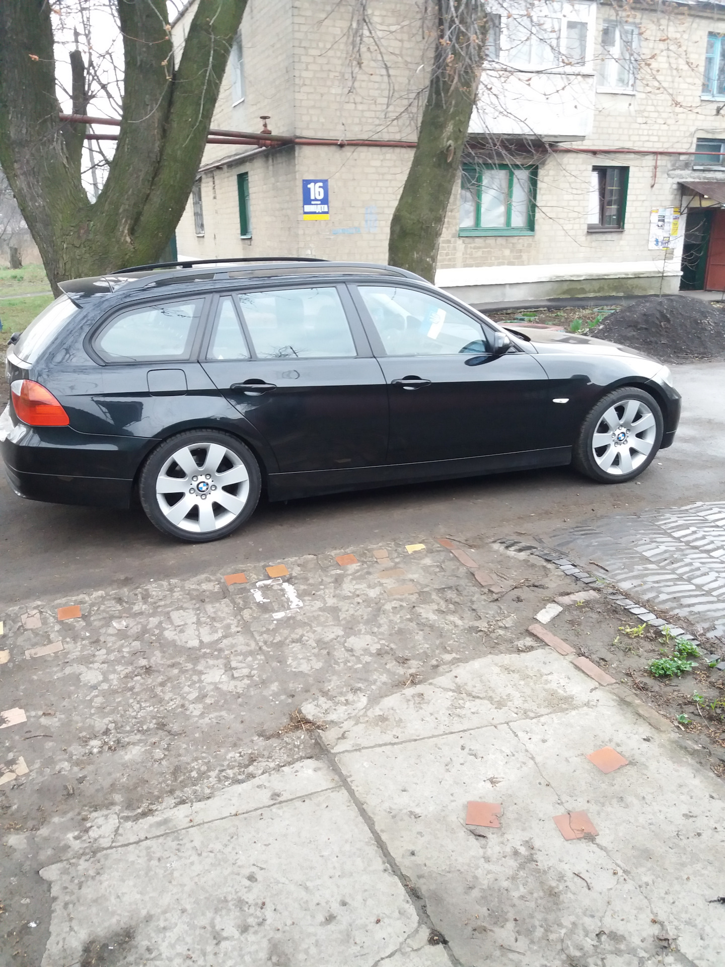 Переобулся в летние r18 — BMW 3 series Touring (E91), 2 л, 2007 года ...
