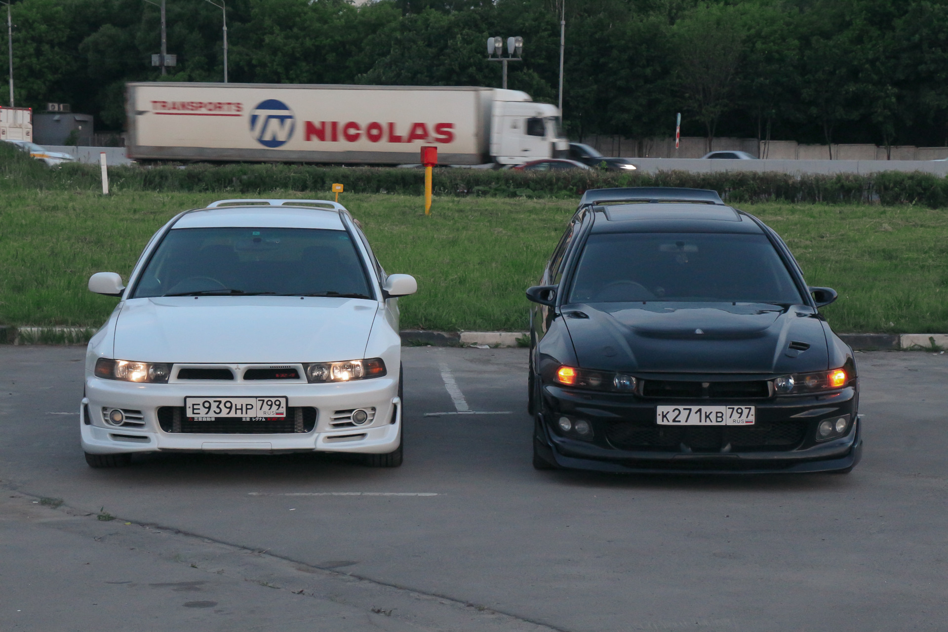 Небольшой фотосет black and white VR4 — Mitsubishi Legnum VR-4, 2,5 л ...