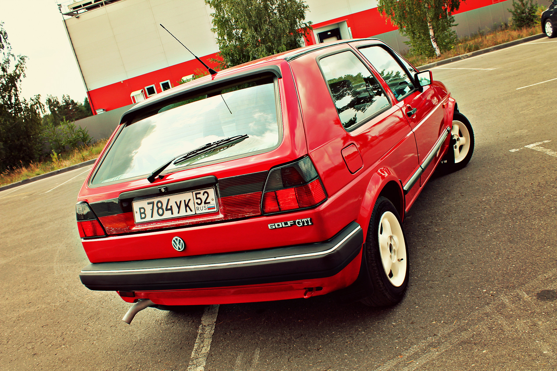 заехал на эстакаду и проверить ходовку — Audi 80 B4 2 л 1992 года