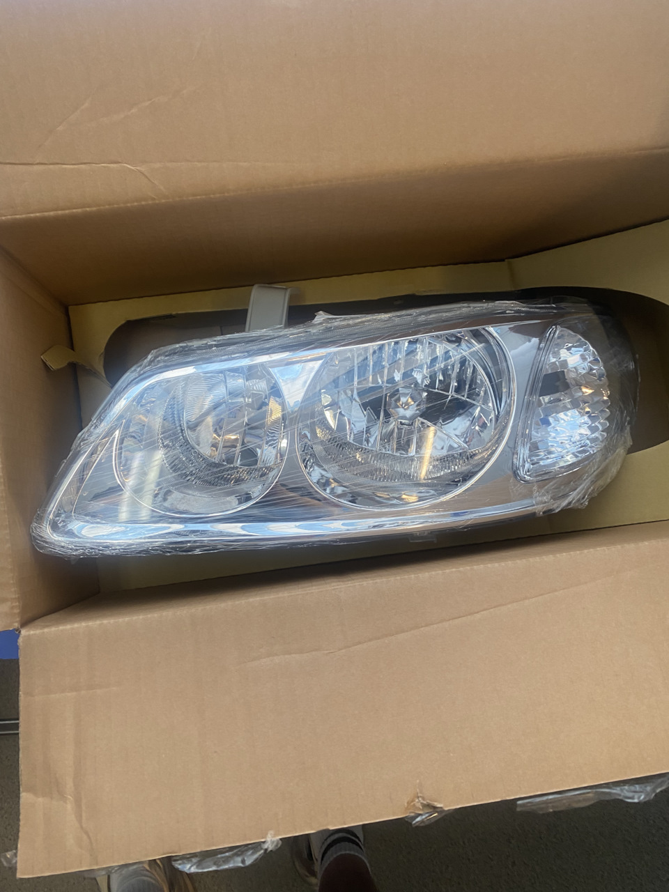 Пришли Ништяки (фары и трубка Гура) — Nissan Almera II (N16), 1,5 л ...