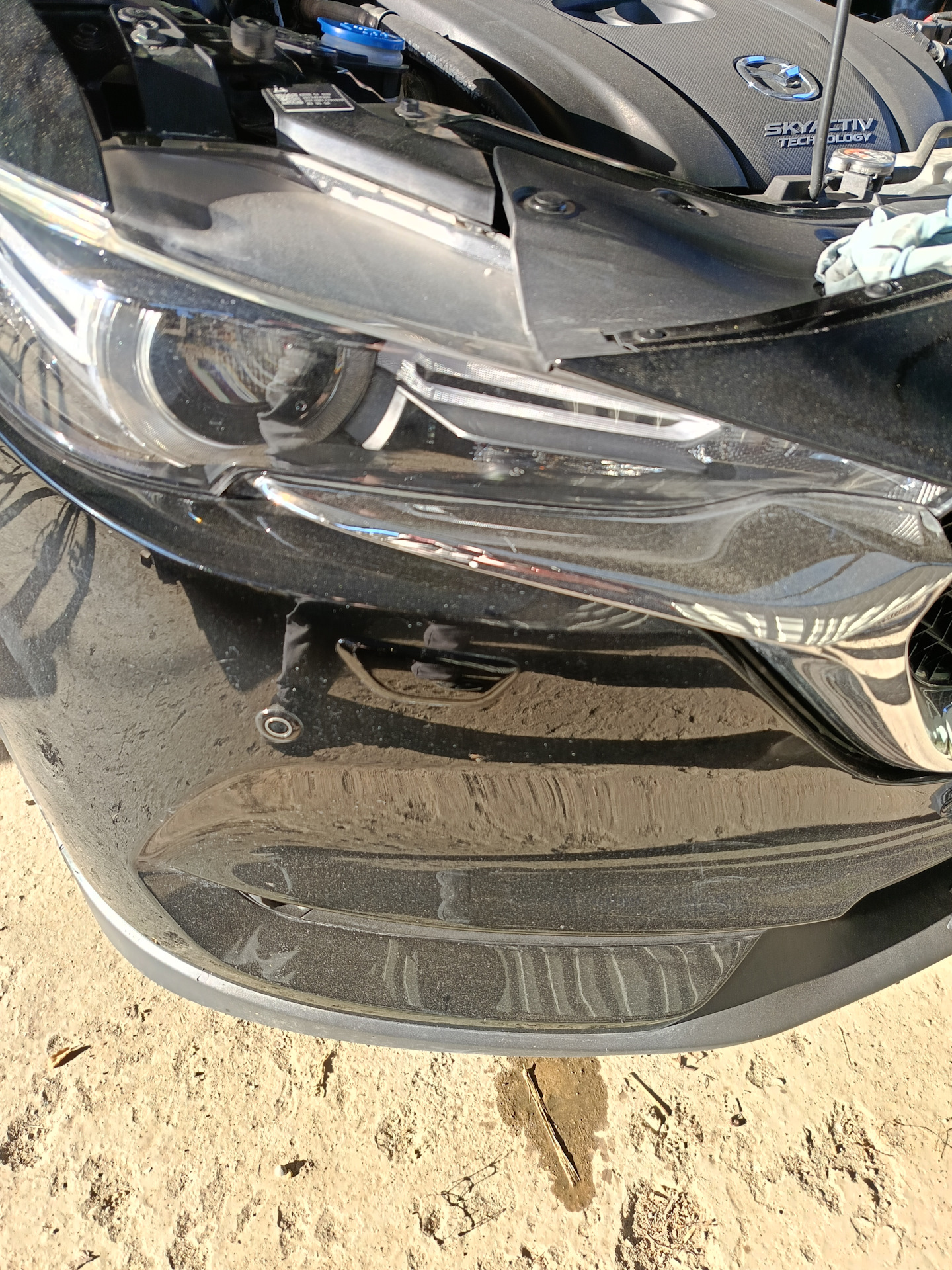 Течь из бачка омывателя Mazda CX-5 KF G2 — Mazda CX-5 (2G), 2,5 л, 2017 года | своими руками ...