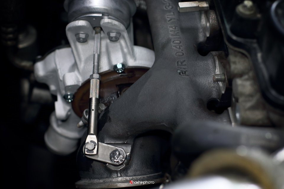 Замена актуатора турбины — Opel Astra J GTC, 1,4 л, 2013 года | визит ...