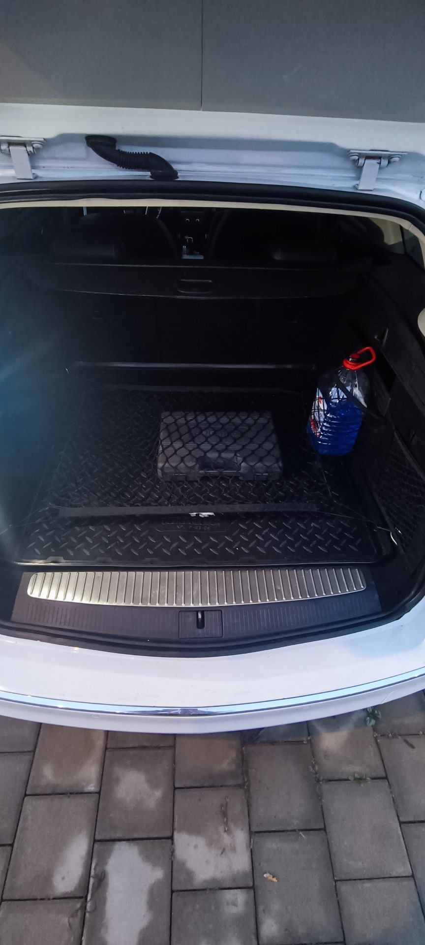 Защита и порожек в багажник — Opel Astra J, 1,7 л, 2014 года | своими ...