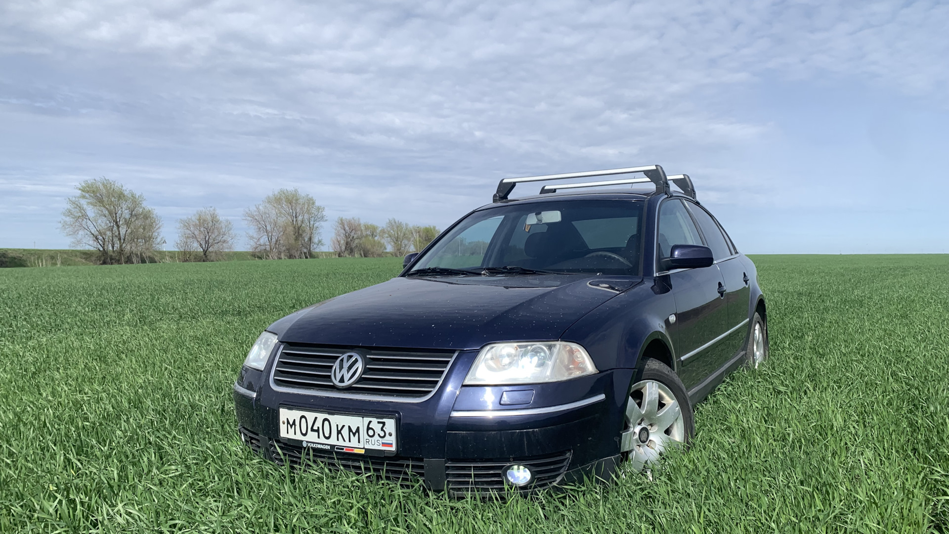 Volkswagen Passat B5 1.8 бензиновый 2001 | Night Blue на DRIVE2