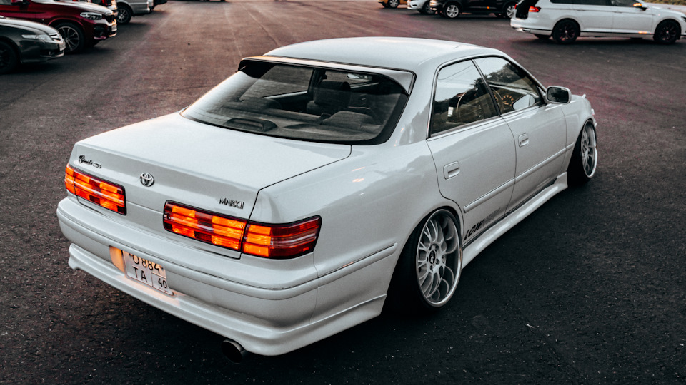 №52 / Атмосферное видео Mark II Lowwhy Stance — Toyota Mark II (100), 2 ...