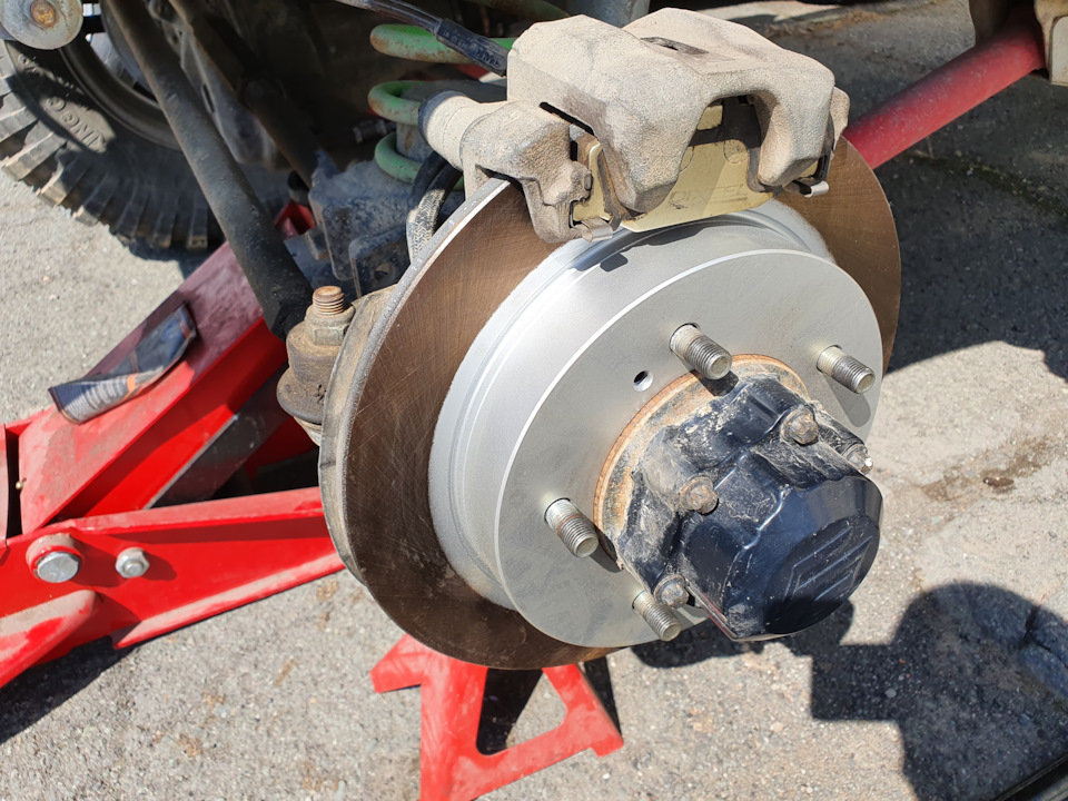 Тормозные диски dixcel FP type, колодки dixcel X — Suzuki Jimny (1G), 0 ...