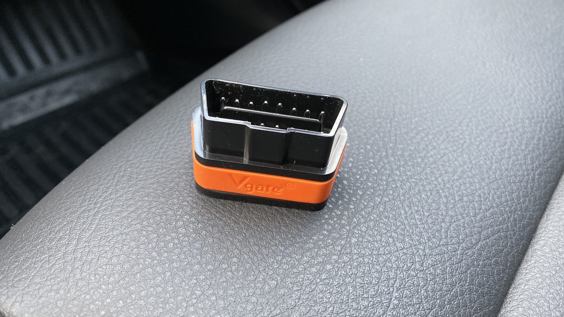 Vgate icar2 Wifi OBD2 кодируем скрытые опции — BMW X1 (F48), 2 л, 2019 ...