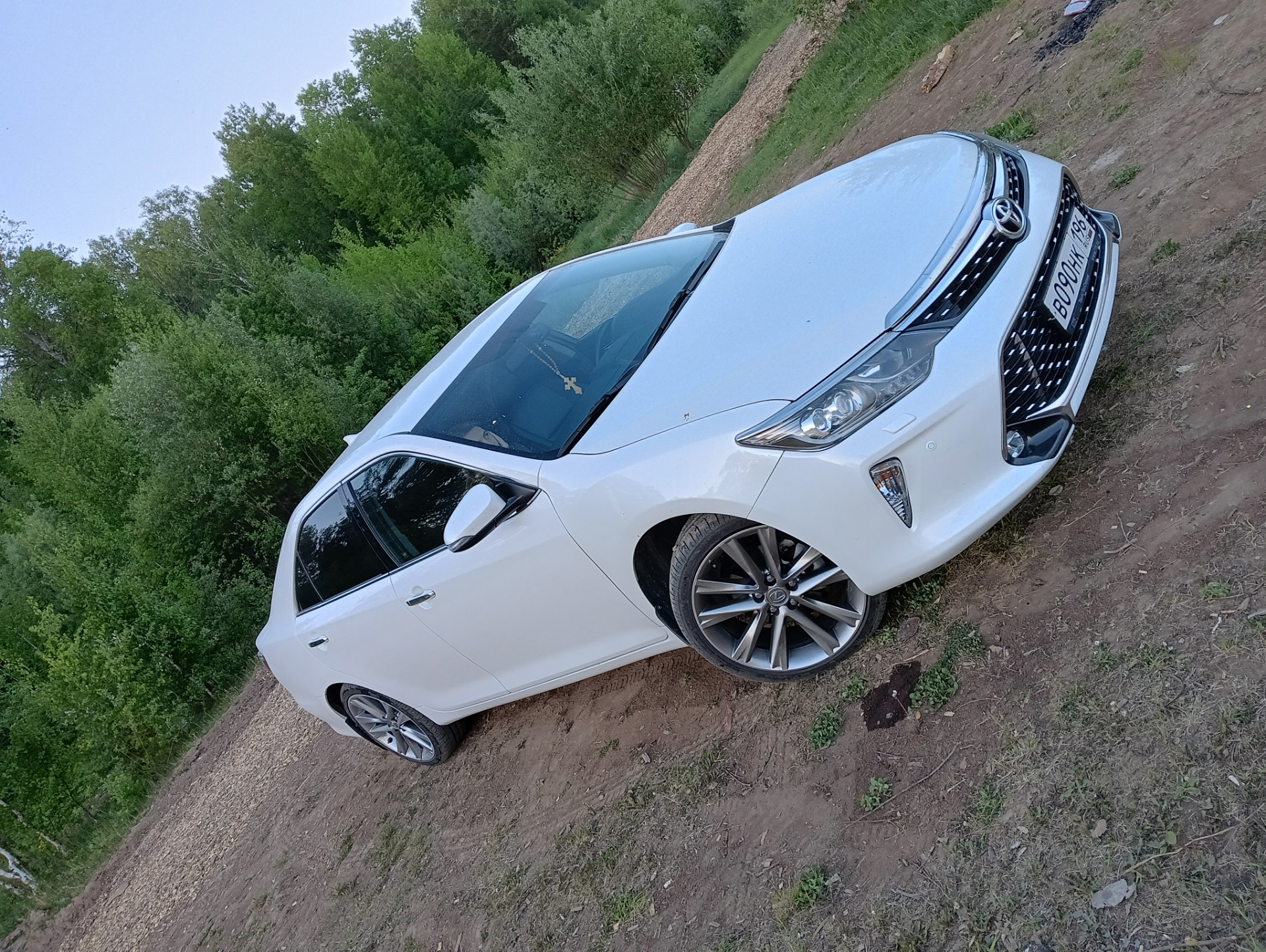 R19 от Lexus RX — Toyota Camry (XV50), 2,5 л, 2017 года | колёсные ...