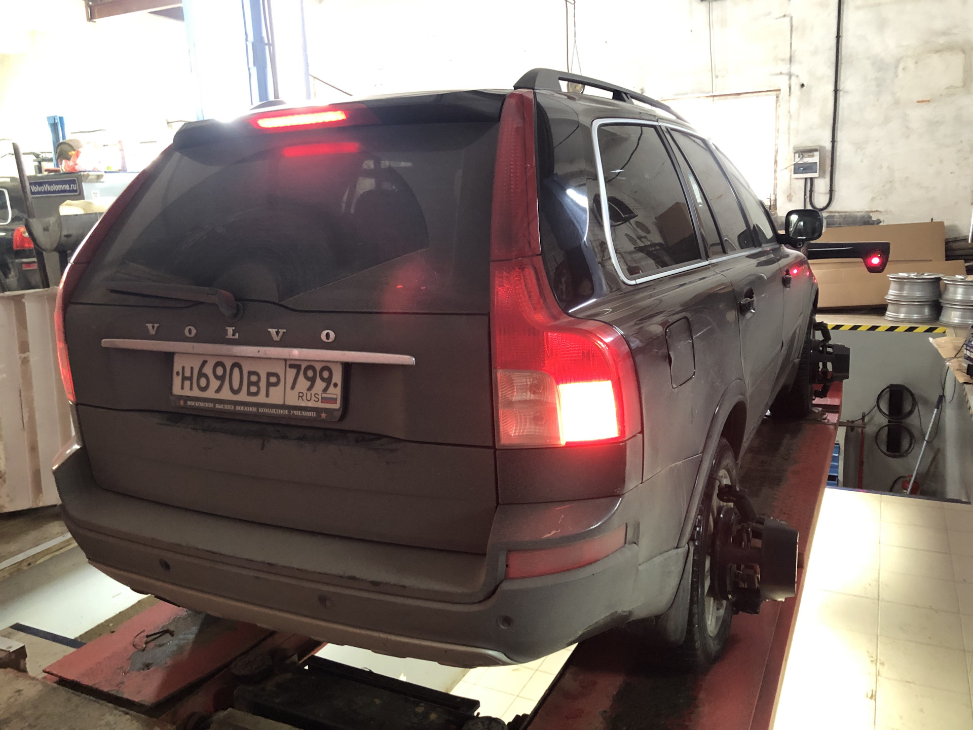 Весеннее обострение продолжается: сход-развал, замена правой стойки стабилизатора. — Volvo XC90 ...