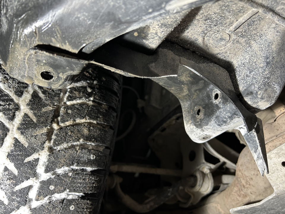 Установка отсекателей (брызговиков) — Subaru Forester (SH), 2 л, 2010 ...