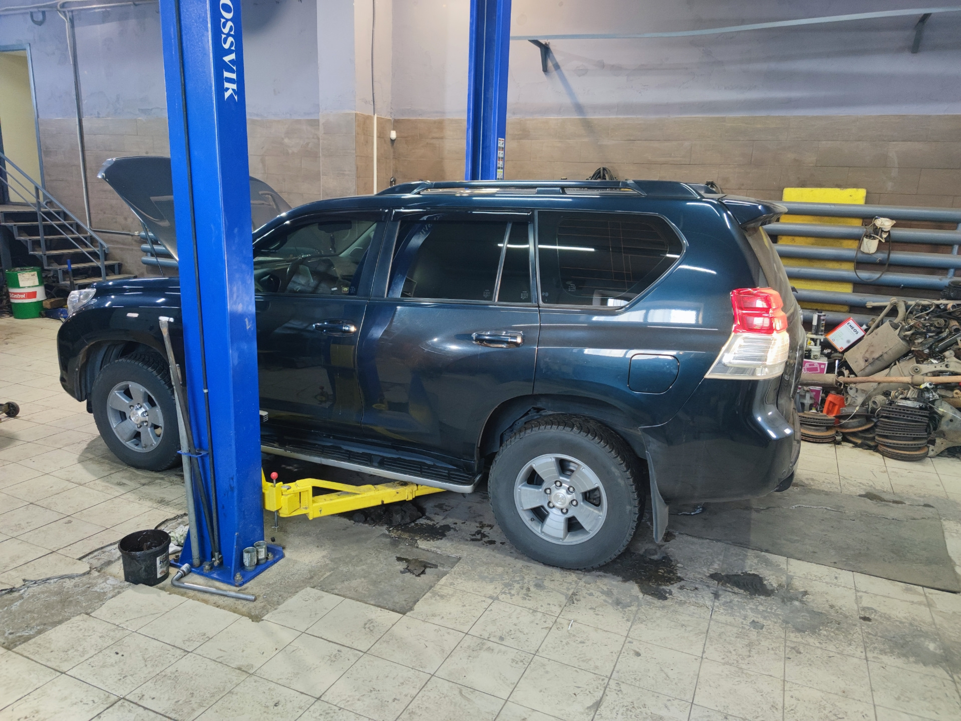 Очередное ТО масло в двигателе, топливный фильтр — Toyota Land Cruiser ...