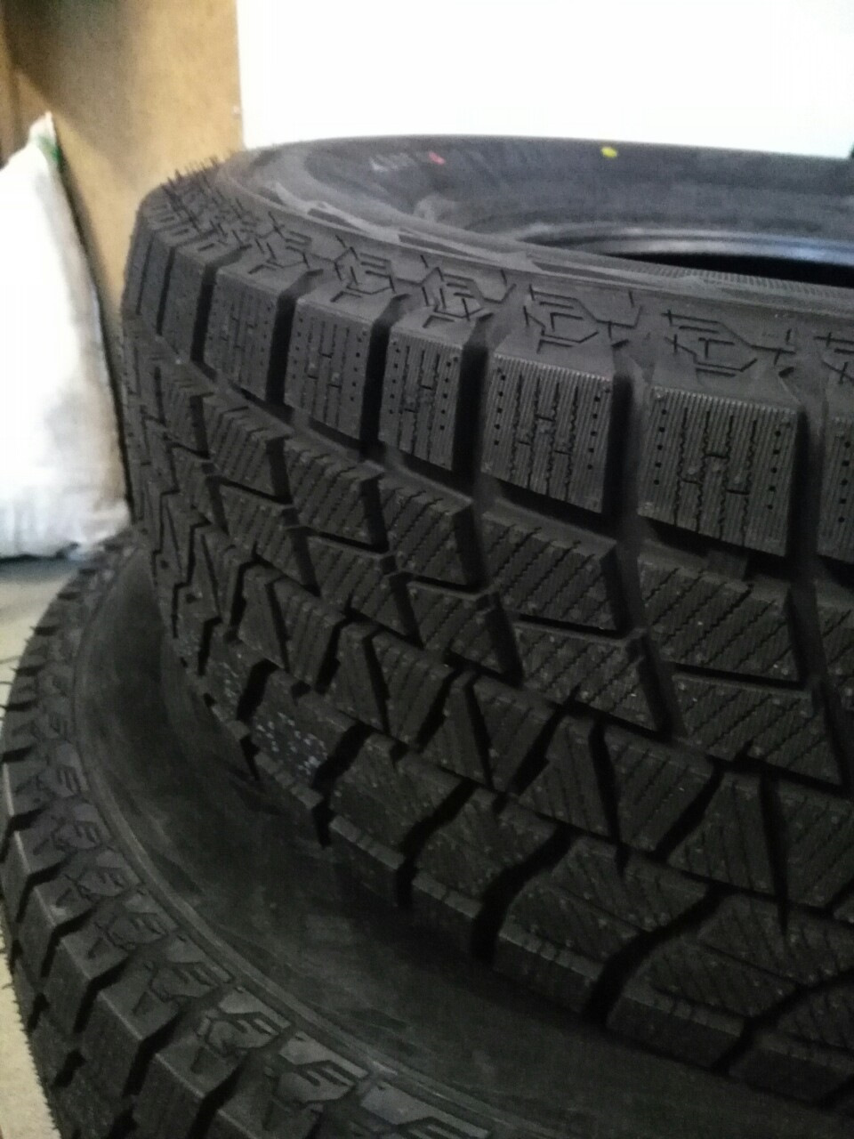 Китайская зимняя резина Kapsen RW501. — Nissan Terrano I, 2,7 л, 1994 ...