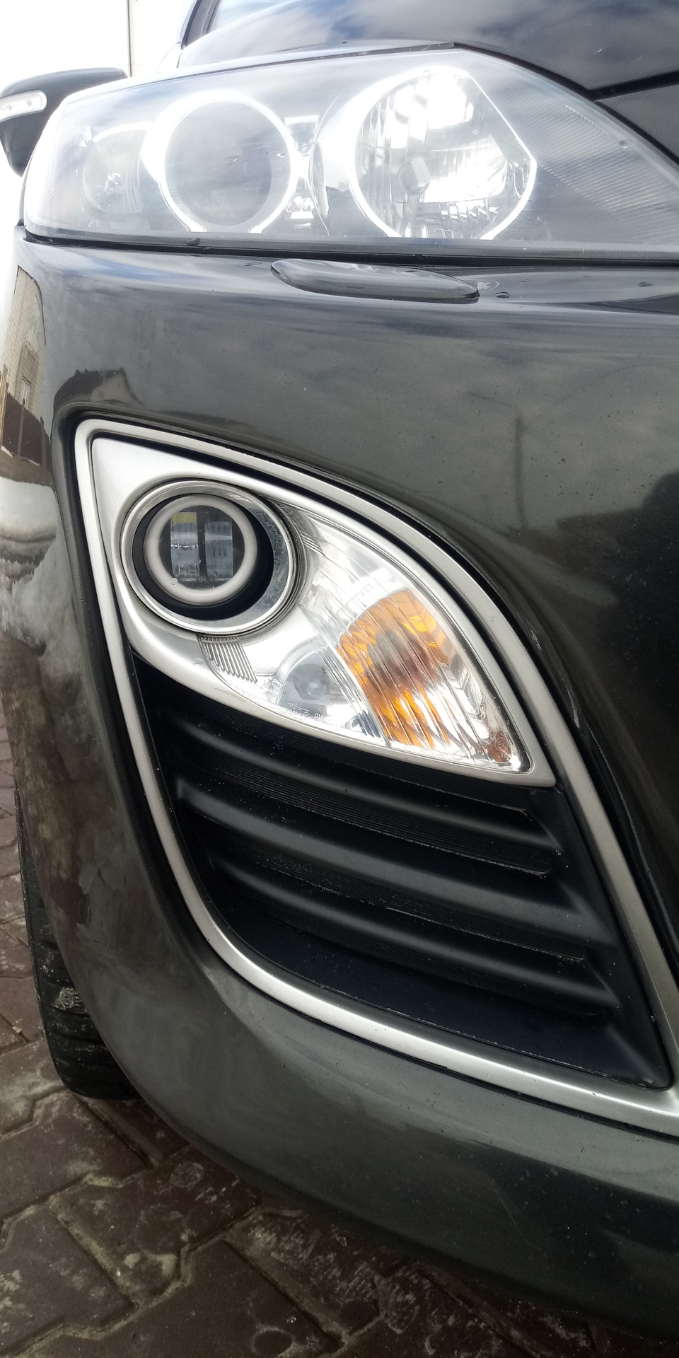 Противотуманки с дхо — Mazda CX-7, 2,2 л, 2010 года | тюнинг | DRIVE2