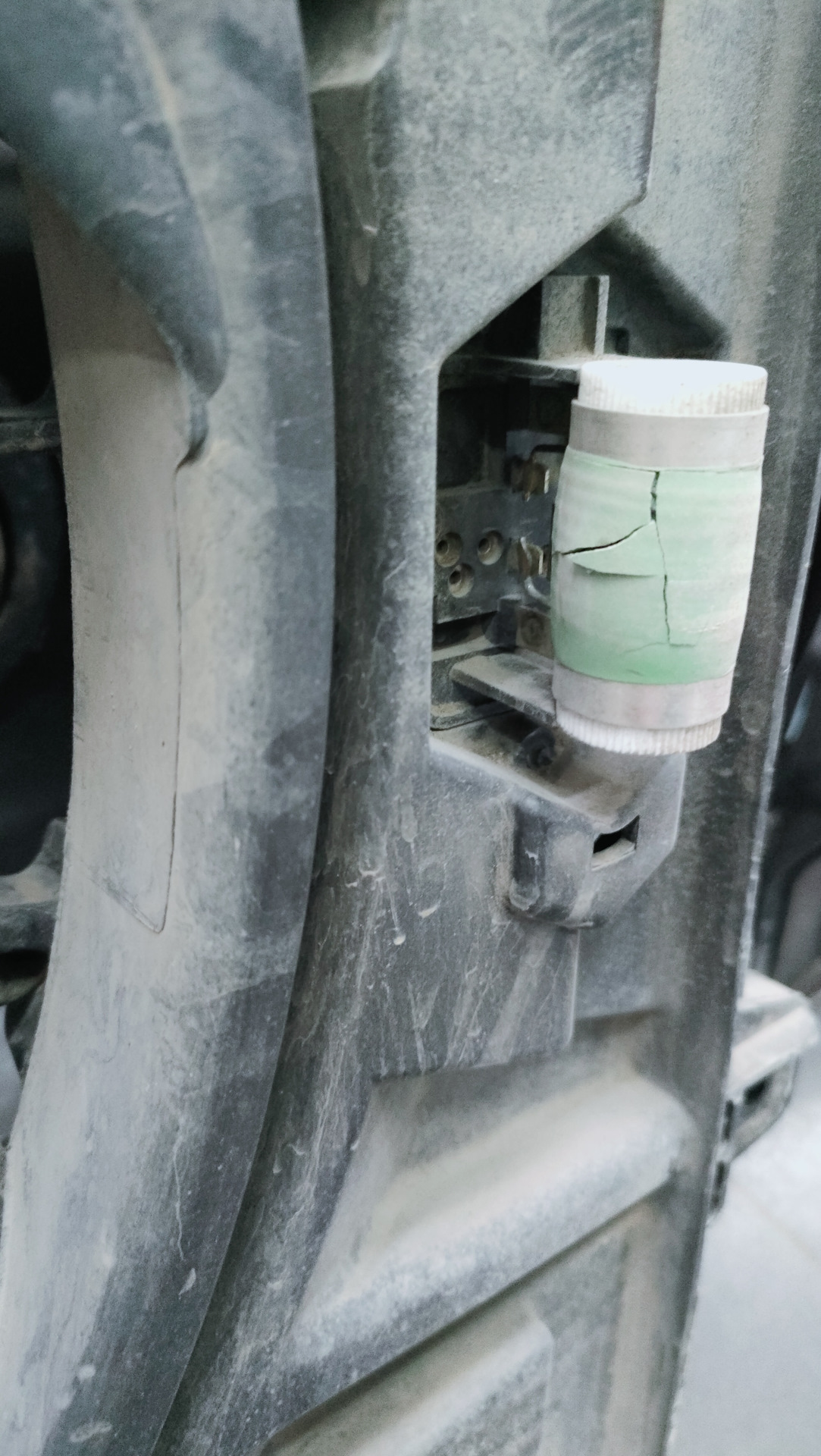 Неисправность вентилятора охлаждения [Решено] — Exeed LX, 1,5 л, 2022 ...