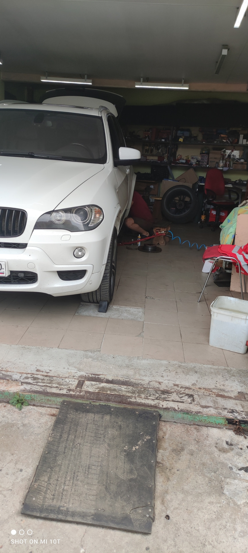 Ремонт ручника — BMW X5 (E70), 3 л, 2008 года | поломка | DRIVE2