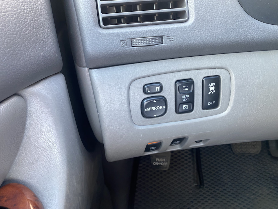 Установка кнопки отключения VSC ABC. — Toyota Sienna (2G), 3,3 л, 2004 ...