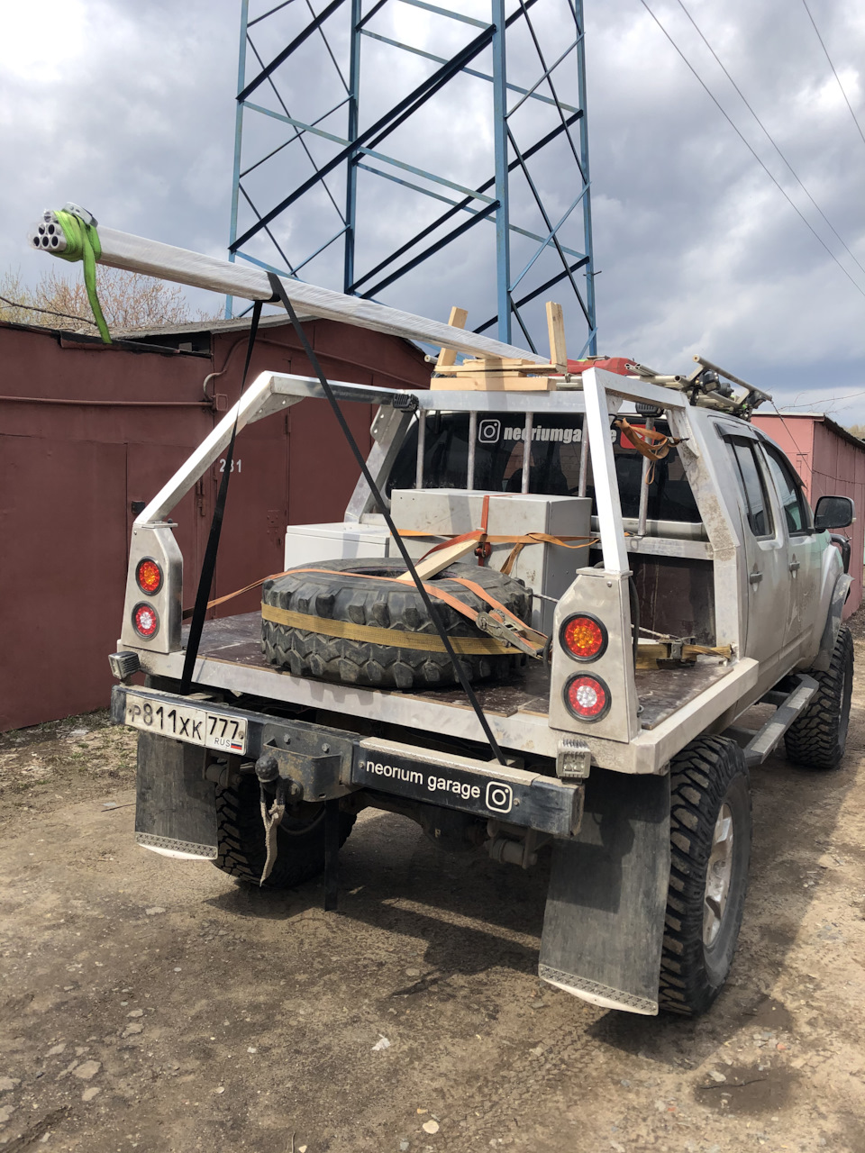 Flatbed или «Многофункциональная Грузовая Платформа» — Nissan Navara ...