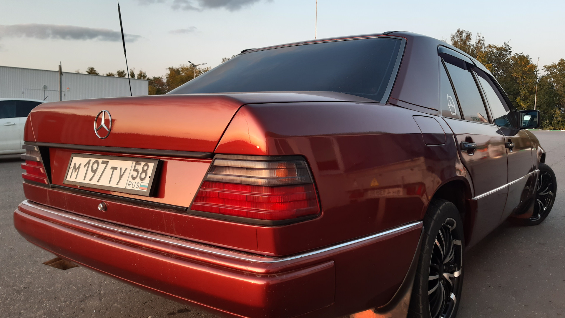 Mercedes-Benz E-Class (W124) 2.8 бензиновый 1993 | W124 e280 на DRIVE2