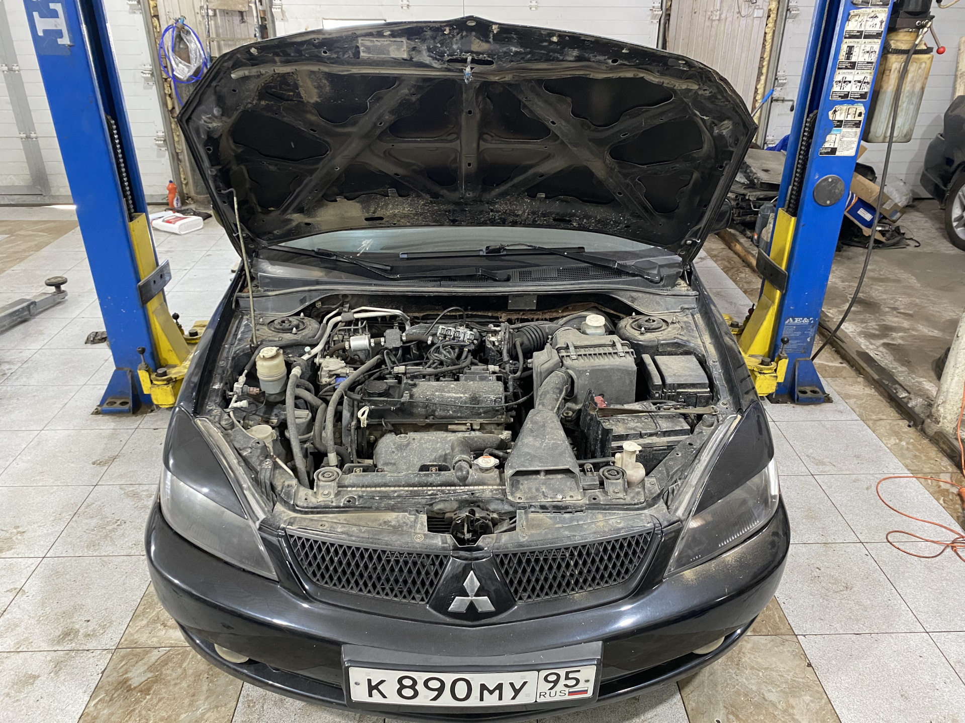 Лансер 9 двигатель 1.6 механика / подвеска 2.0 — Mitsubishi Lancer IX ...