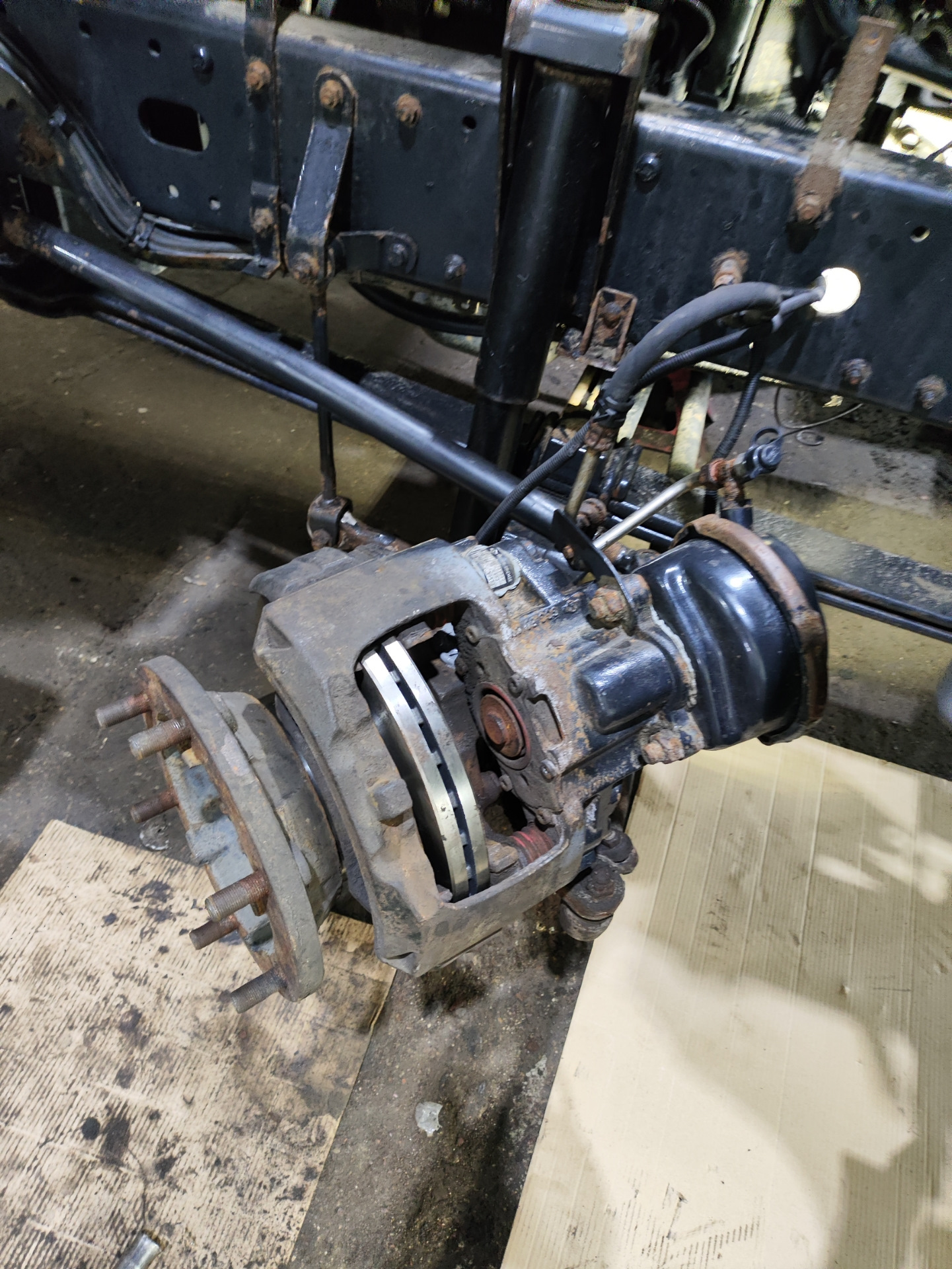 Шкворня + ТО — MAN TGL 10 180, 4,6 л., 2007 года | запчасти | DRIVE2