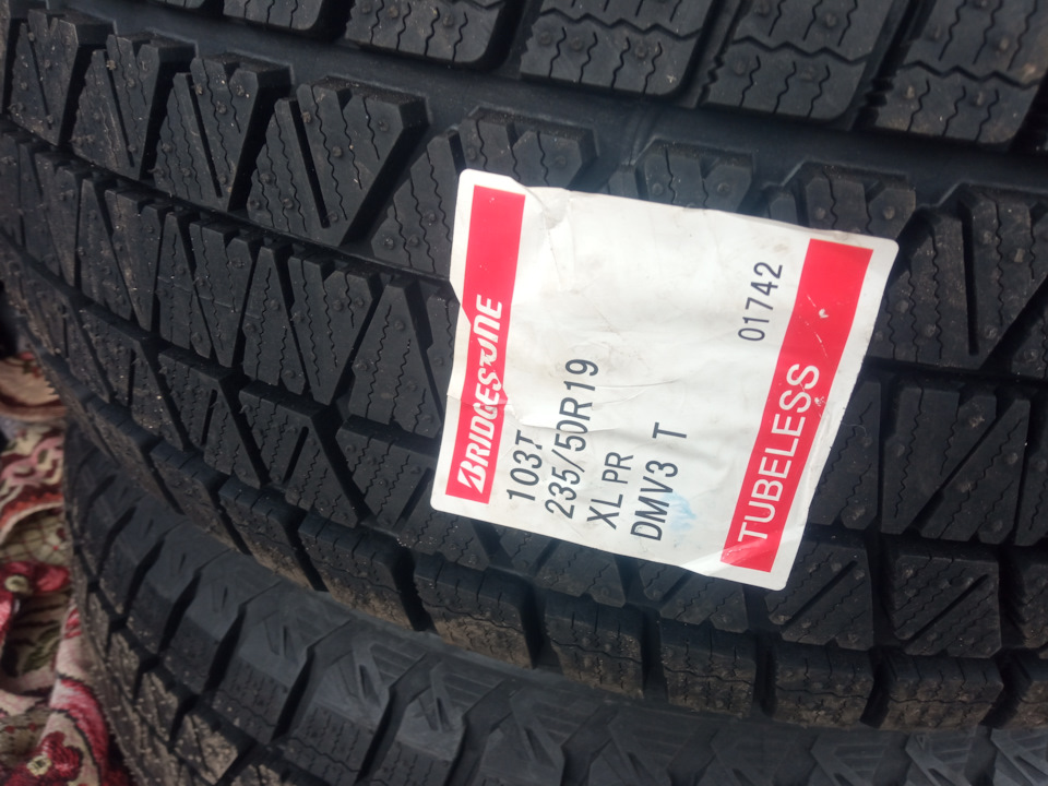 Bridgestone Blizzak DM-V3 — Volkswagen Tiguan (2G), 2 л, 2020 года ...
