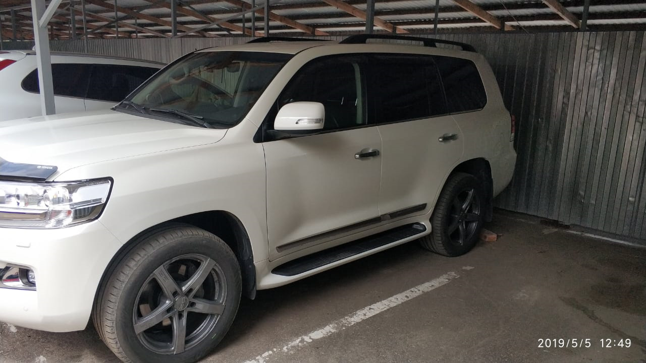 Диск для Land Cruiser 200 OZ Racing Canyon ST R20 — Toyota Land Cruiser 200, 4,5 л, 2018 года ...