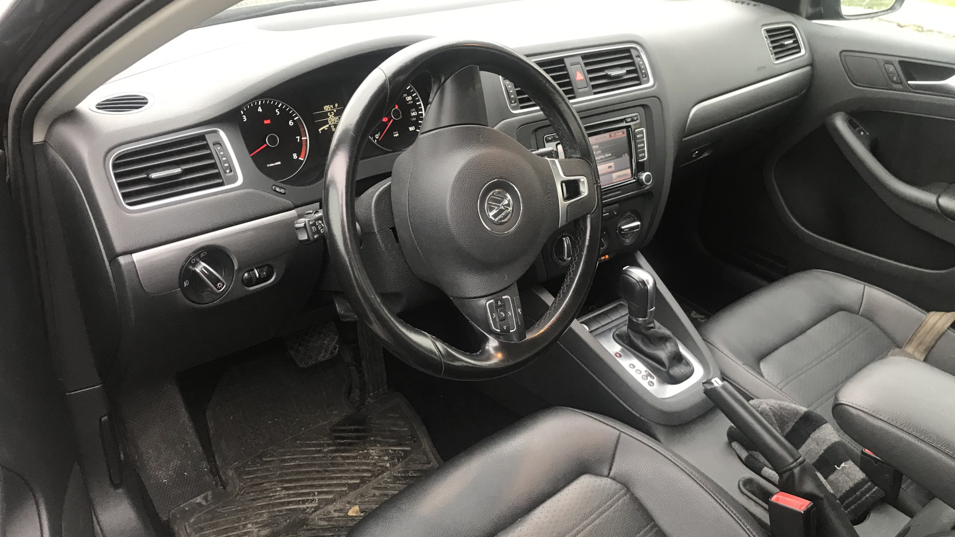 Volkswagen Jetta VI 2.5 бензиновый 2012 | 2.5 SEL на DRIVE2