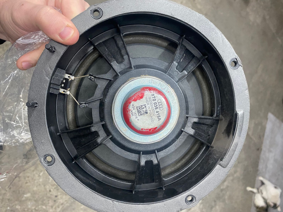 замена динамика — Audi A4 (B8), 2 л, 2008 года | автозвук | DRIVE2