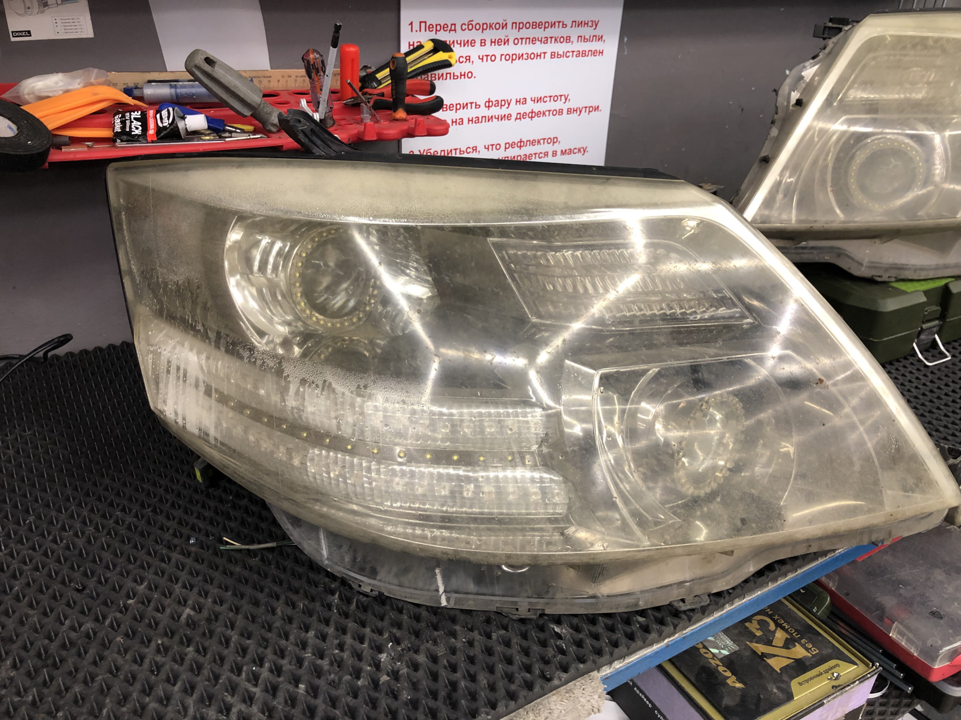 Фары Bi led — Toyota Alphard (1G), 2,4 л, 2007 года | тюнинг | DRIVE2