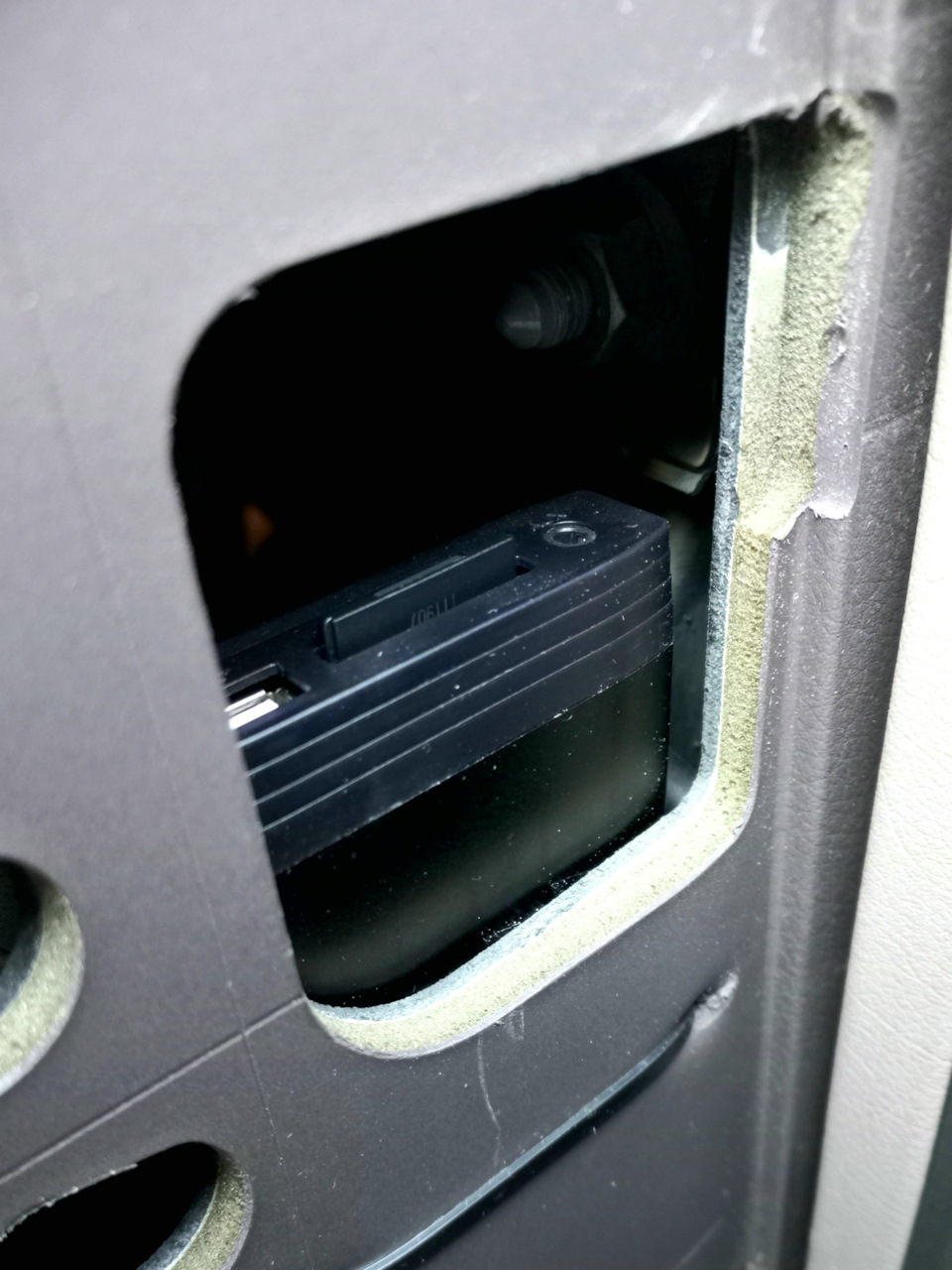 Самый лучший выбор магнитлы — Audi Concert Japan + Yatour — Audi A6 (C5), 1,8 л, 2000 года ...