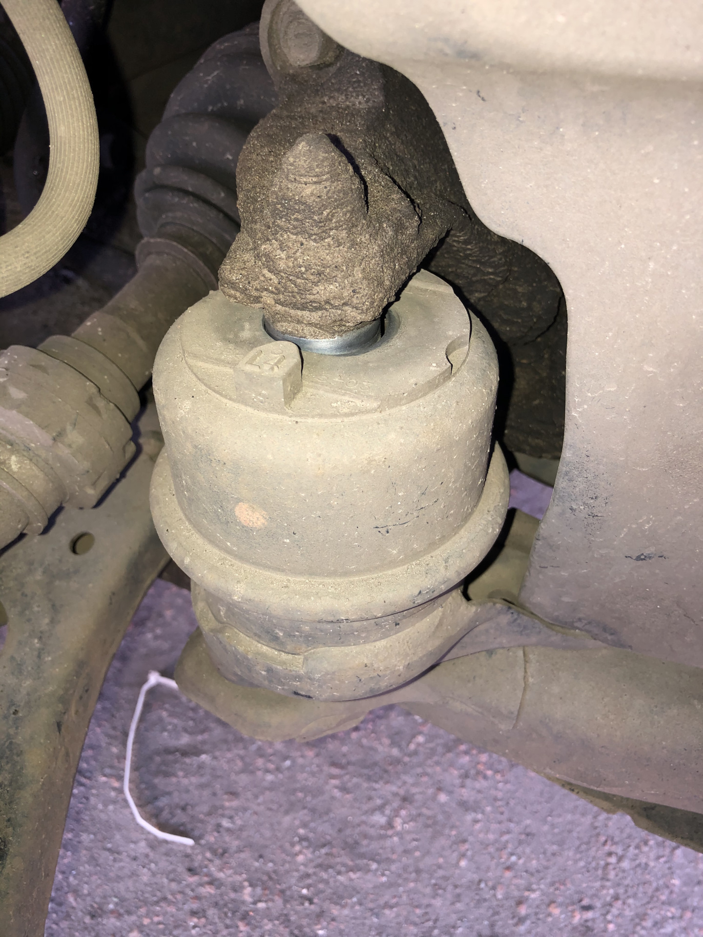 Вопрос по подушке (опоре) двигателя Камри 40 — Toyota Camry (XV40), 2,4 ...
