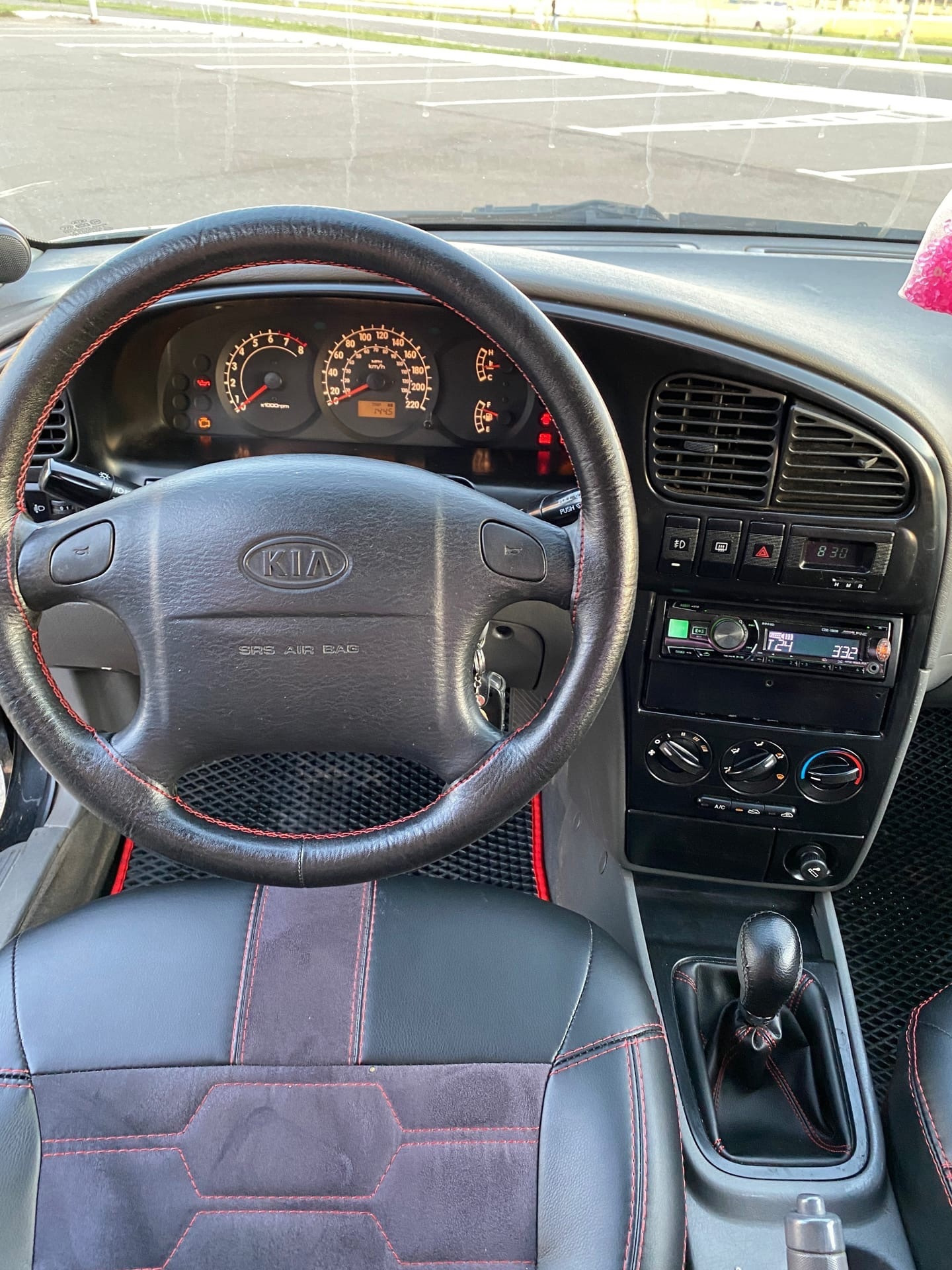 Кожа рожа все дела — KIA Spectra, 1,6 л, 2007 года | аксессуары | DRIVE2