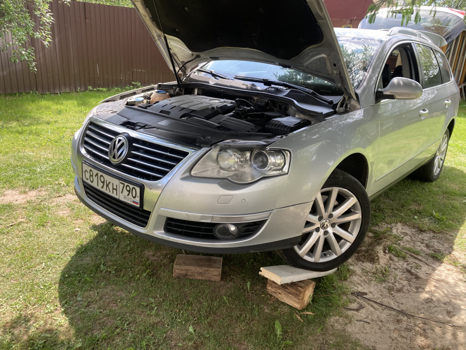 Радиаторы, термостат — Volkswagen Passat Variant (B6), 2 л, 2008 года ...