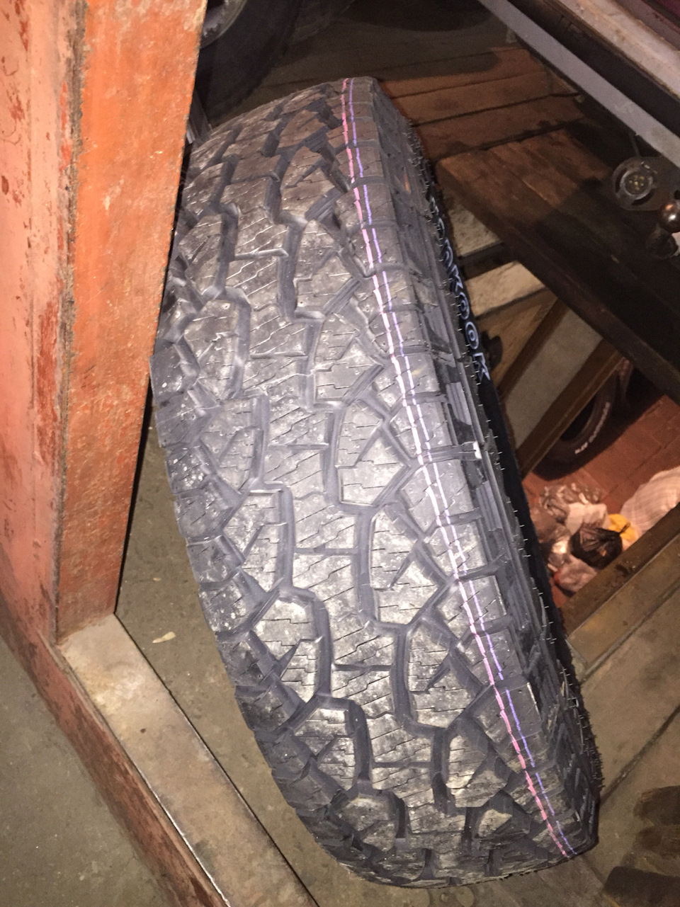 235/75/R16 — Hyundai Santa Fe (1G), 2,7 л, 2008 года | шины | DRIVE2
