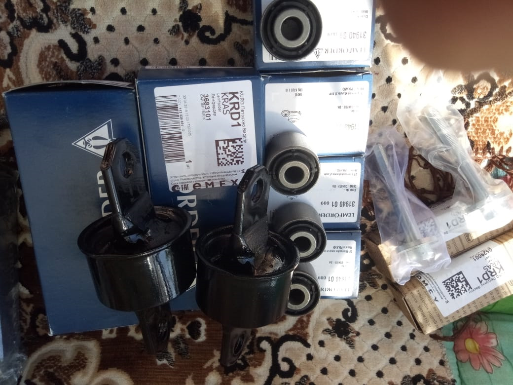 Полная замена задней подвески — Ford Focus Sedan II, 1,6 л, 2007 года ...