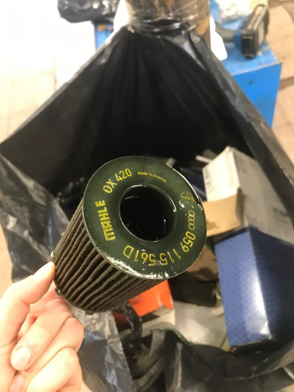 ТО 200 000км. Замена масла в двигателе. — Audi A7 Sportback (1G), 3 л ...