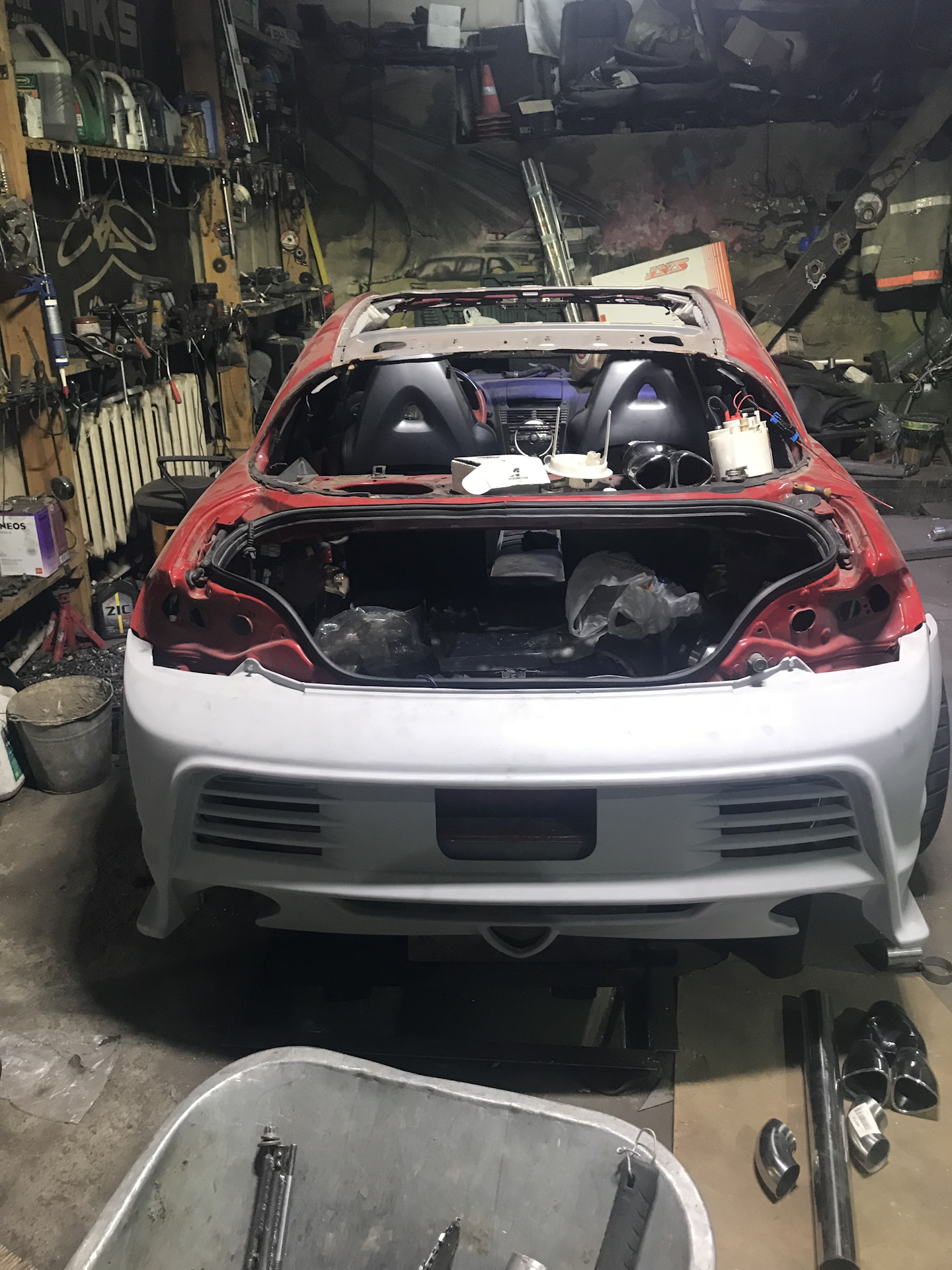 Примерка заднего бампера в процессе свапа. — Mazda RX-8, 1,3 л, 2003 ...