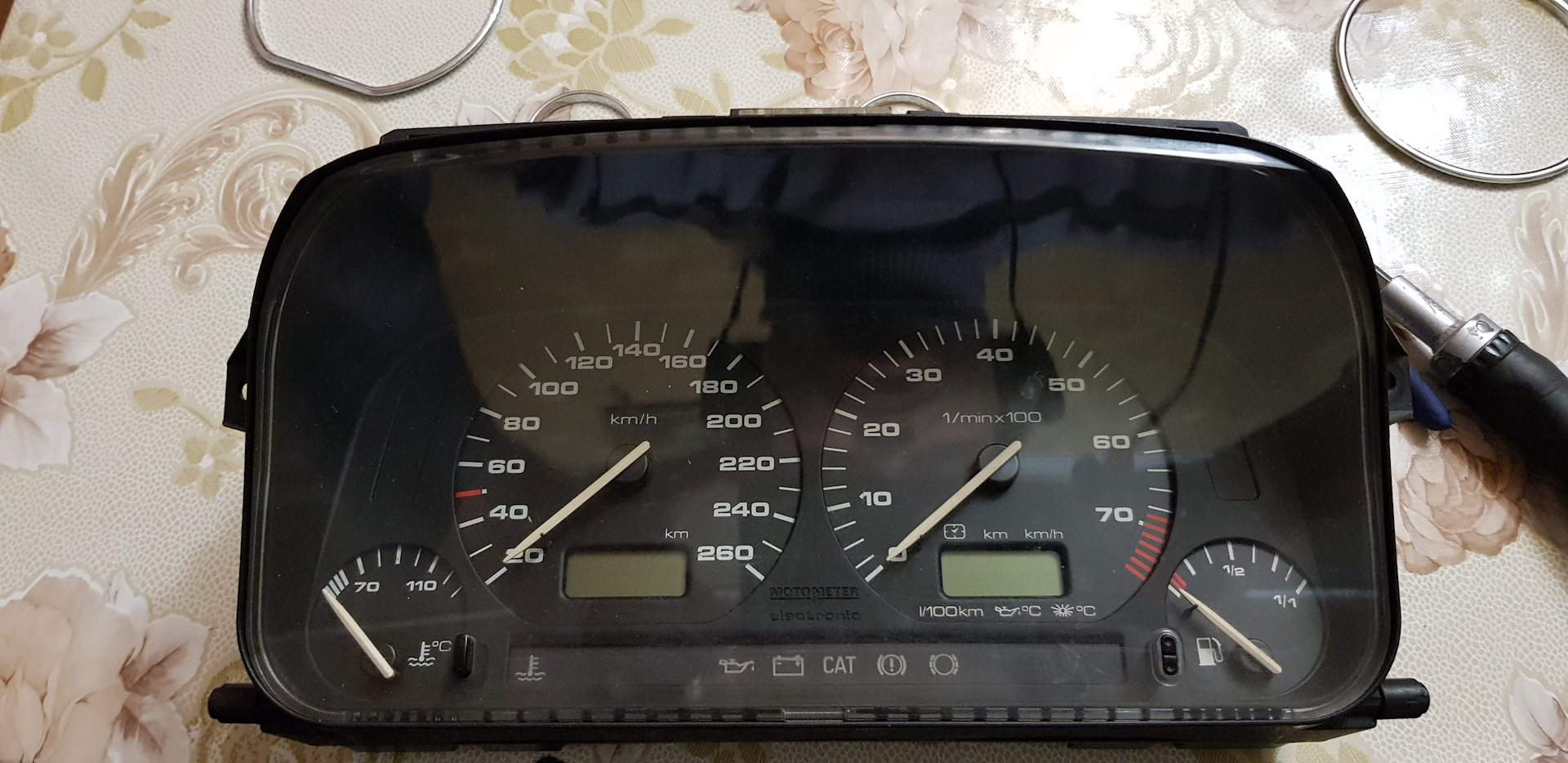 Освежил стоковую приборную панель — Volkswagen Golf GTI Mk3, 2 л, 1994 ...