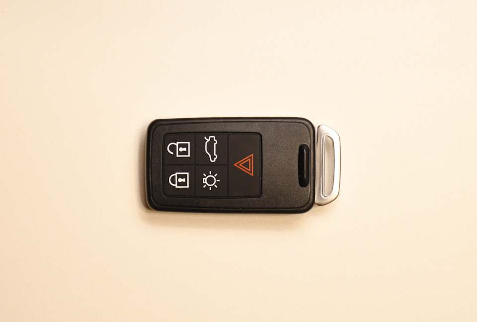 Ключ брелок Volvo S80 XC70 XC60 S60 V60 V40 на Volvo S60 (2G), Volvo ...