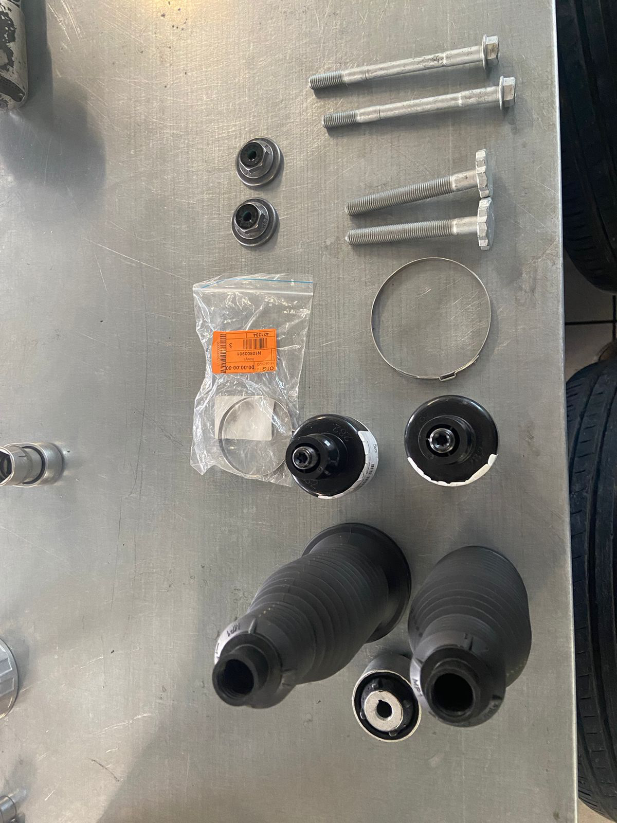 Залез в подвеску) — Audi A6 (C8), 3 л, 2019 года | визит на сервис | DRIVE2