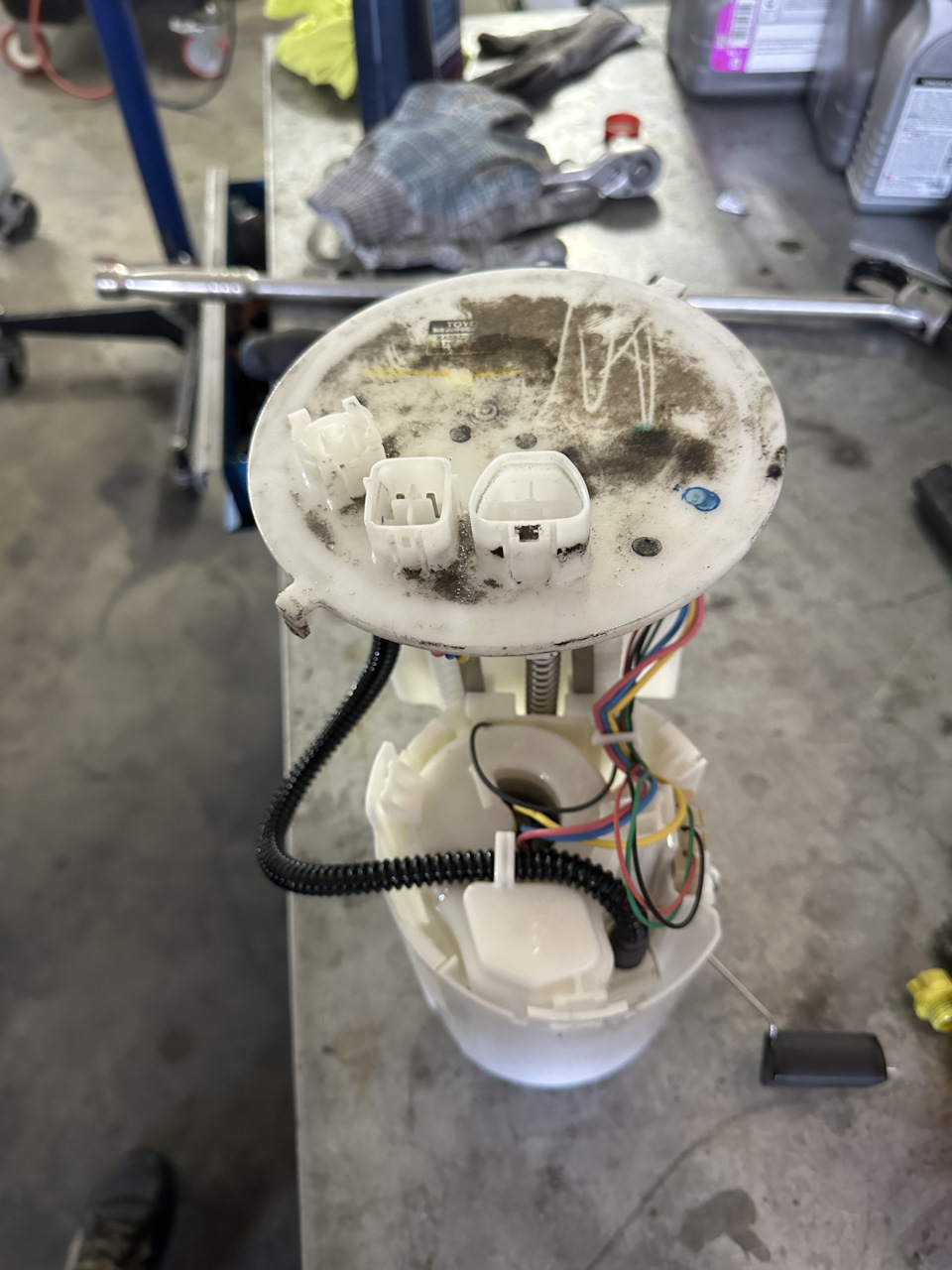 #31 100 бензин убил топливный фильтр — Toyota Camry (XV70), 2,5 л, 2019 ...