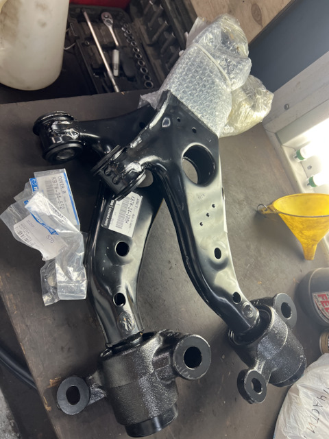 KB7W34300H Рычаг подвески Mazda | Запчасти на DRIVE2