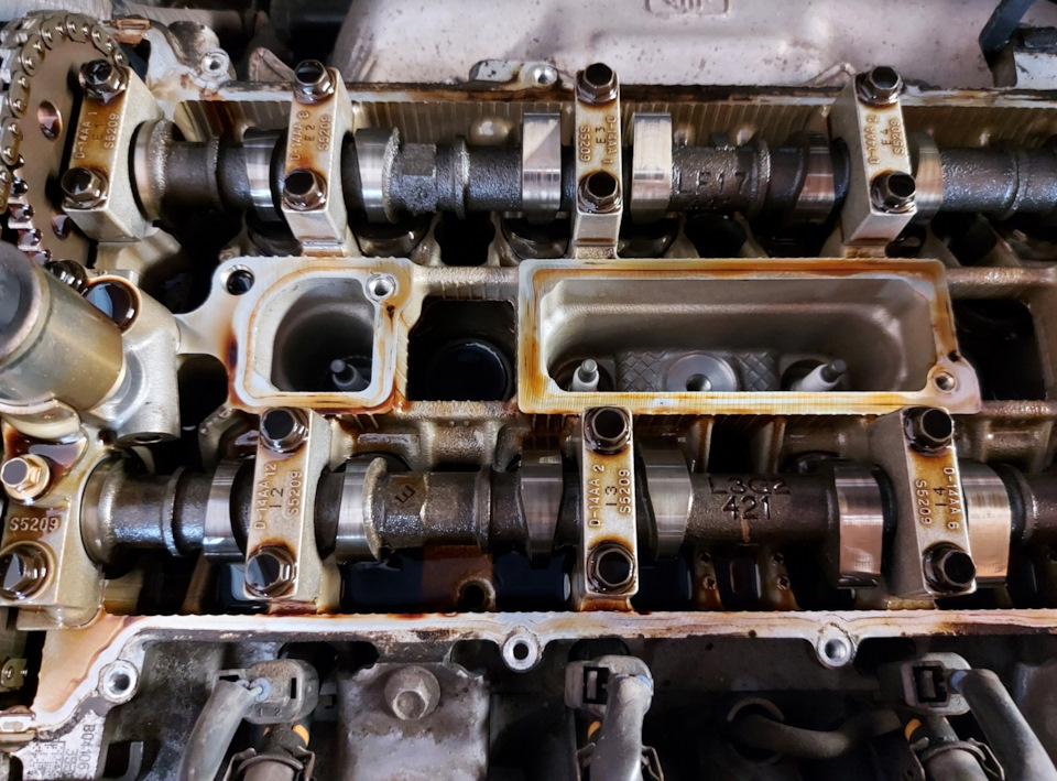 Замена прокладки клапанной крышки — Mazda 6 (2G) GH, 2 л, 2012 года ...