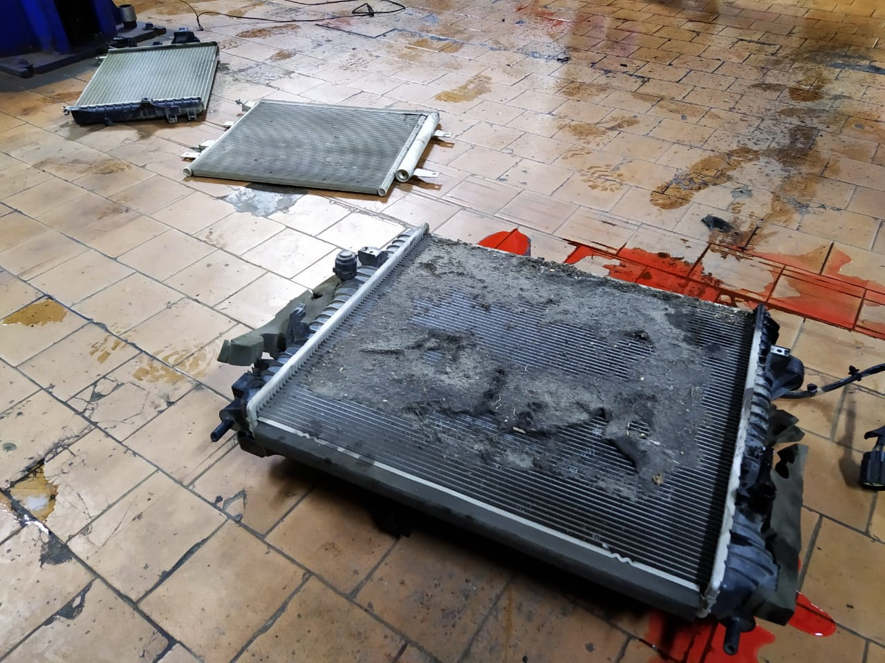 Сразу в сервис — Jaguar F-Type, 3 л, 2014 года | визит на сервис | DRIVE2