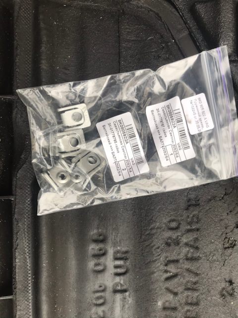 8K0805922A КЛИПСА КРЕПЕЖНАЯ 854 VAG | Запчасти на DRIVE2